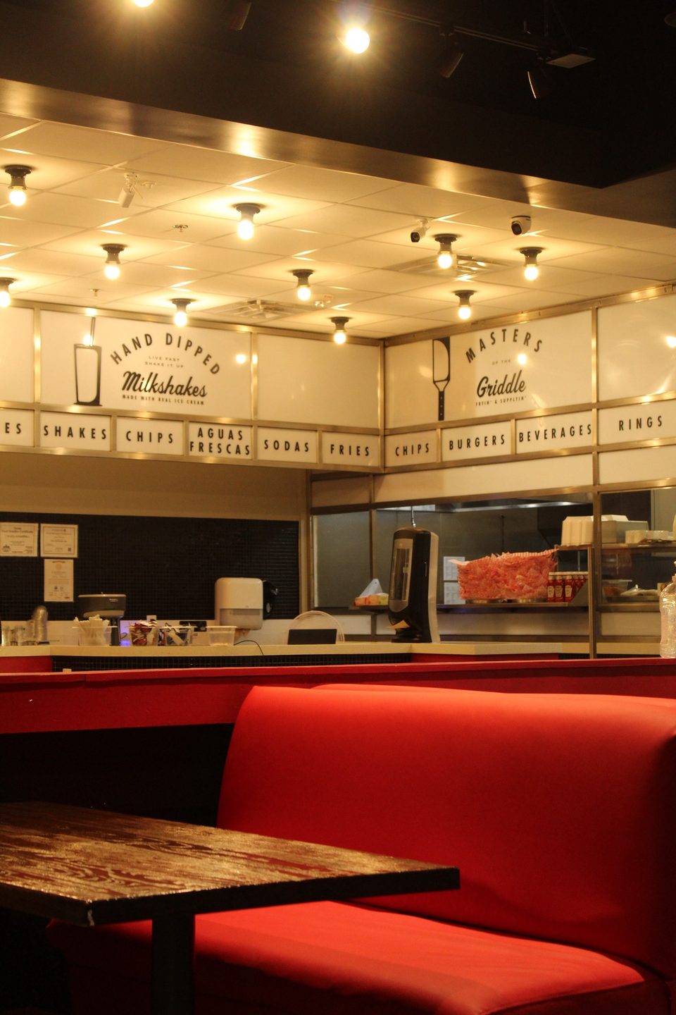Best Burgers in Universal City, TX | Grill House Burgers | Burgers near me